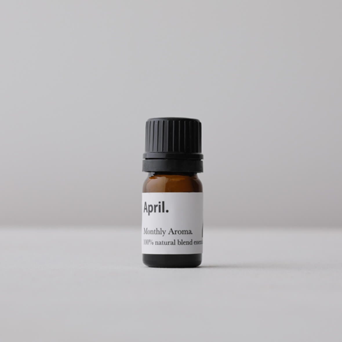 04月の精油 5ml/ April. essential oil. - 誕生月のアロマオイル – The Abram Aroma Shop